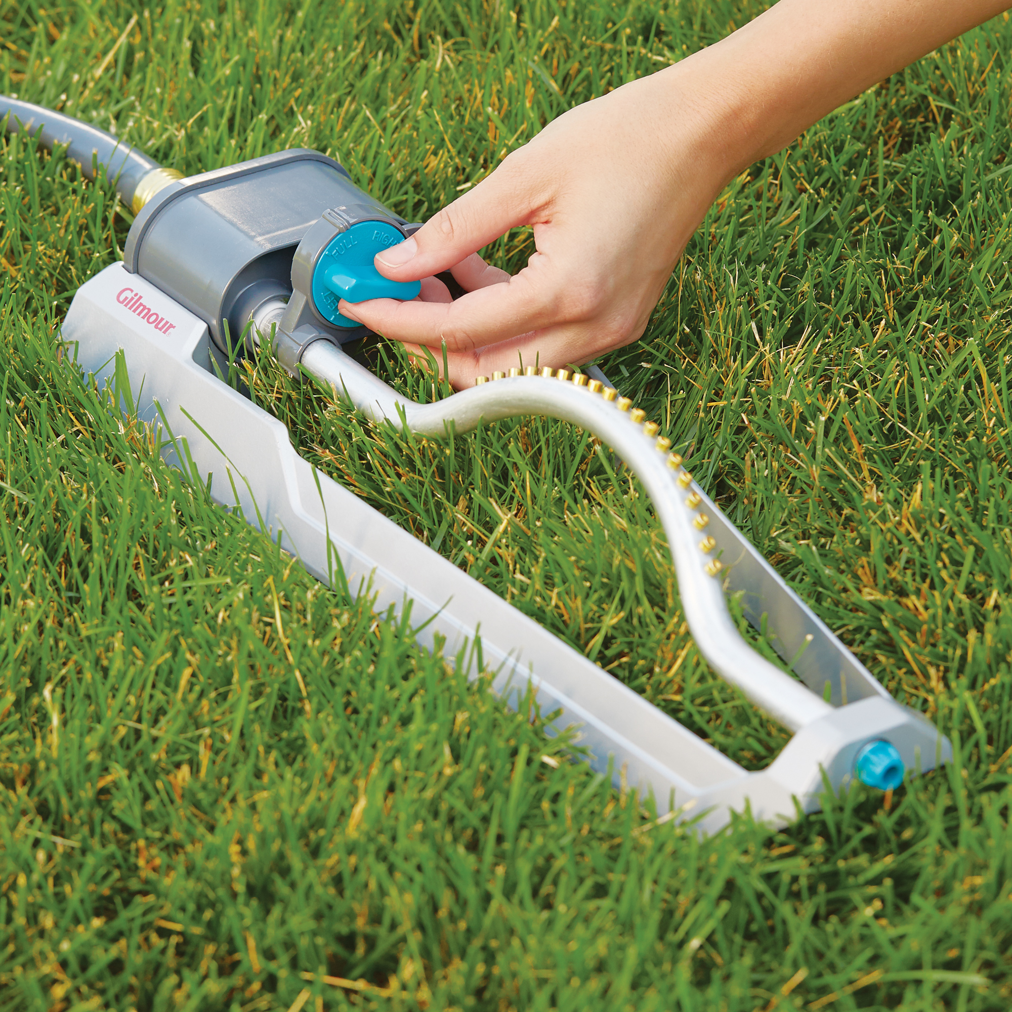 Adjustable Rectangular Sprinkler - Gilmour