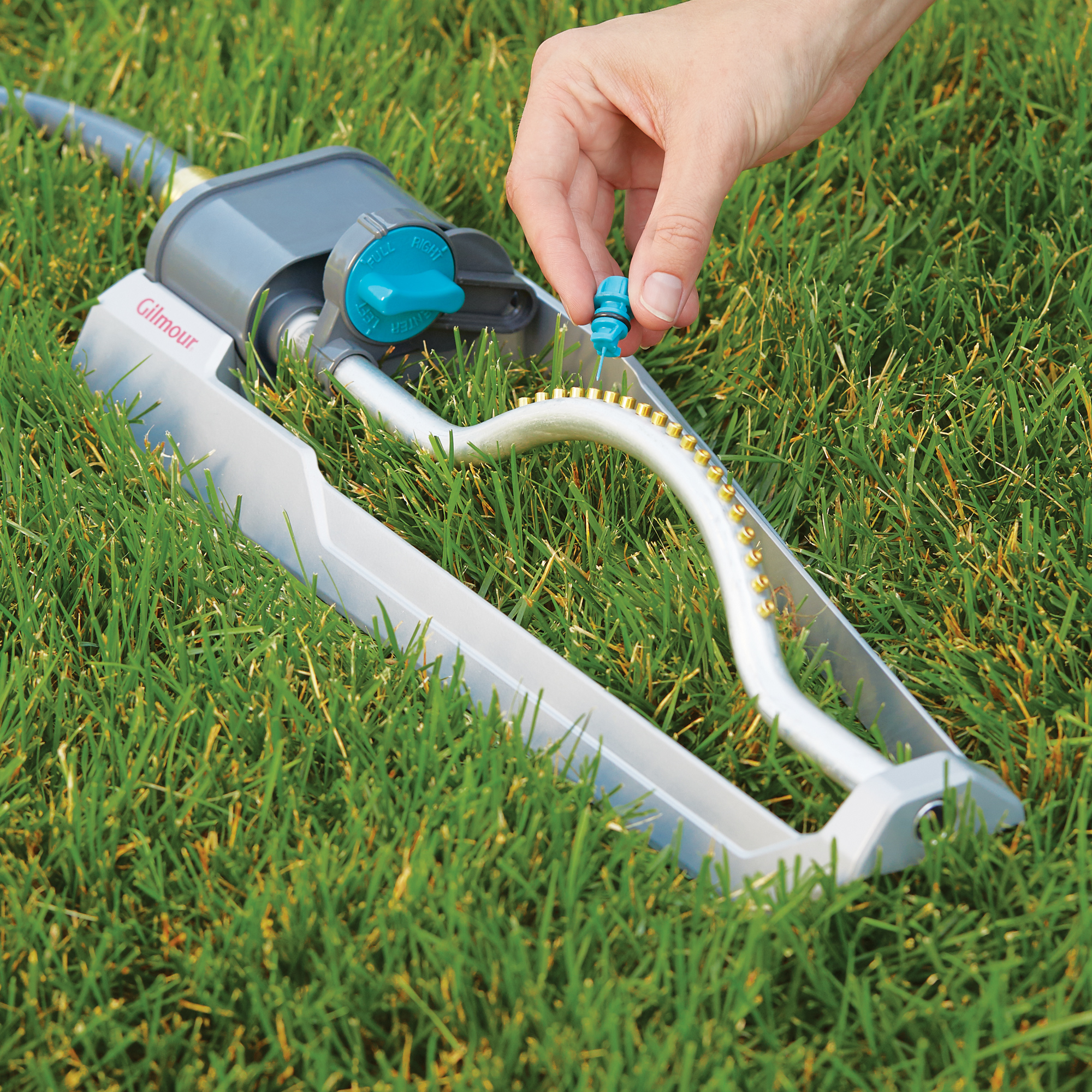 Adjustable Rectangular Sprinkler - Gilmour