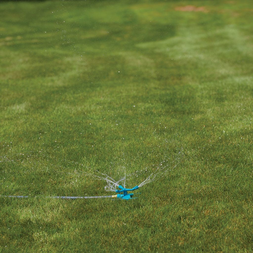 Whirling Circular Sprinkler - Gilmour